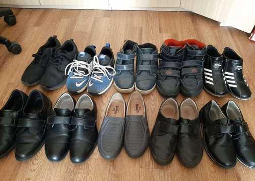 Обувь на мальчика школьная, кроссовки, ботинки