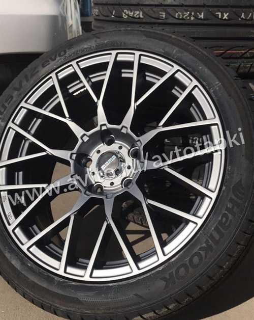 Диски литые R17 5/114,3 PDW Momo revenge