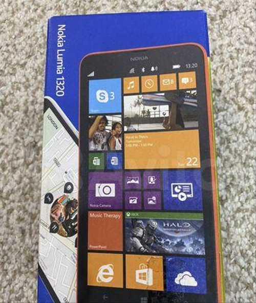 Телефон Nokia Lumia 1320