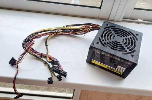 Блок питания AeroCool VX550
