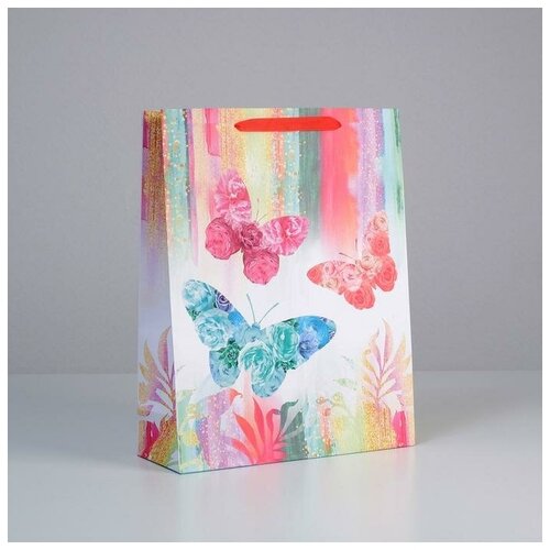 Пакет ламинированный вертикальный «Бабочки», L 40 × 31 × 9 см