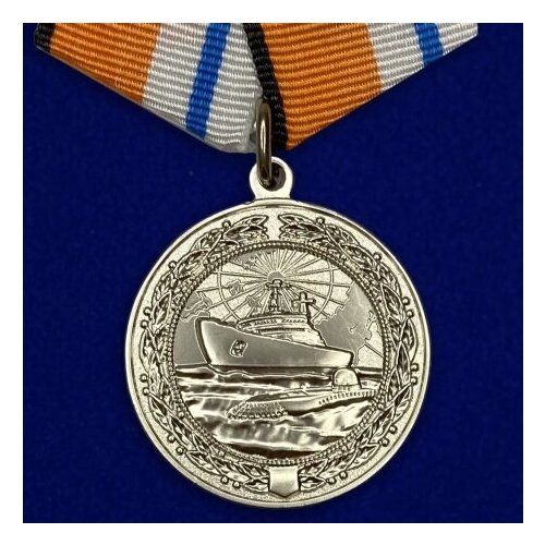 Медаль "За морские заслуги в Арктике" Учреждение: 22.03.2014
