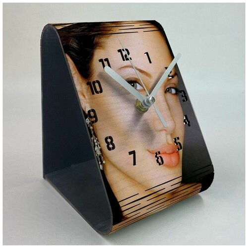 Настольные деревянные бесшумные часы цвета венге с УФ принтом Актриса - 210