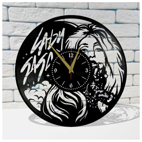 Настенные часы из виниловой пластинки Lady Gaga