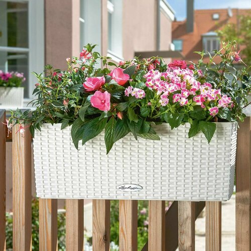 Кашпо для цветов с автополивом Lechuza Balconera cottage белое 50 см