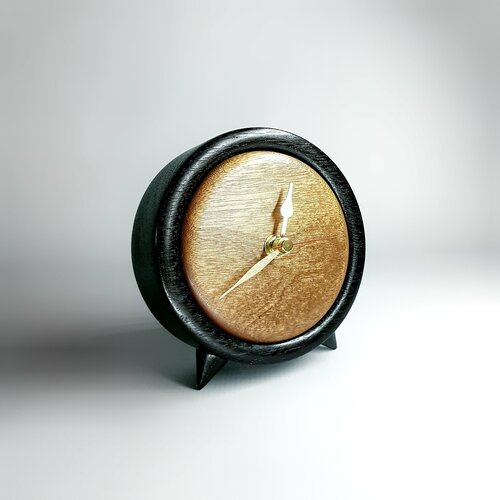 Дизайнерские настольные часы Венге