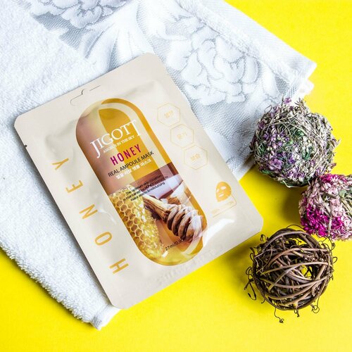 Jigott Маска для лица тканевая «мед» - Honey real ampoule mask, 27мл