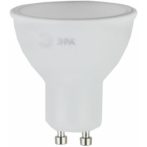 Лампочка светодиодная ЭРА STD LED MR16-6W-860-GU10 GU10 6Вт софит холодный дневной свет Б0049070