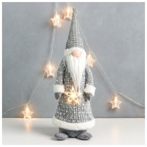 Кукла интерьерная свет "Дедушка Мороз в сером кафтане, держит звёздочку" 60х16х13 см