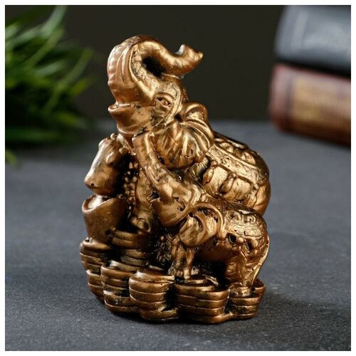 Хорошие сувениры Фигура "Слон со слоненком на деньгах" бронза, 7х10х6см