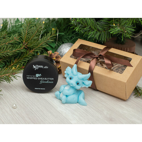 Подарочный набор №25 Сhocolatte мыло новогоднее Дракончик на удачу, баттер Гардения