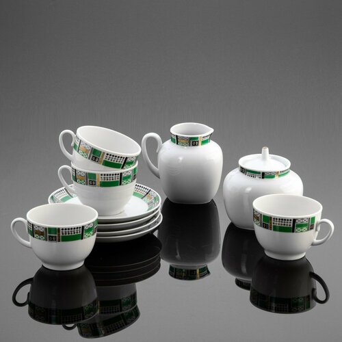 Набор чайный на 4 персоны из сервиза "Орнамент", форма "Чайка"