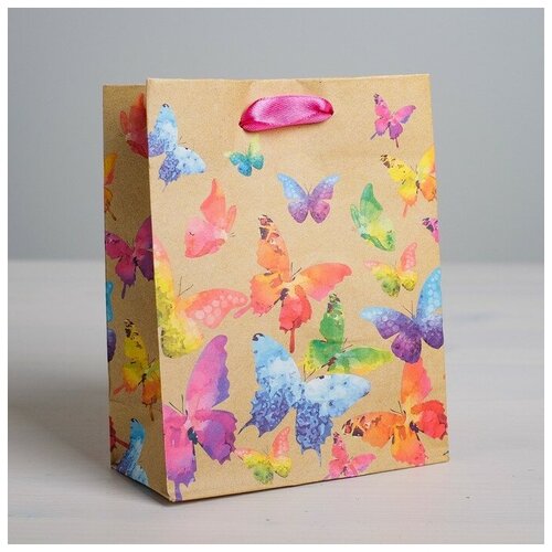 Пакет крафтовый вертикальный «Бабочки», MS 18 × 23 × 10 см