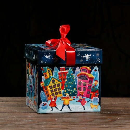 Подарочная коробка "Праздник в городе" , Коробка крышка-дно , 17,5 х 17,5 х 17 см