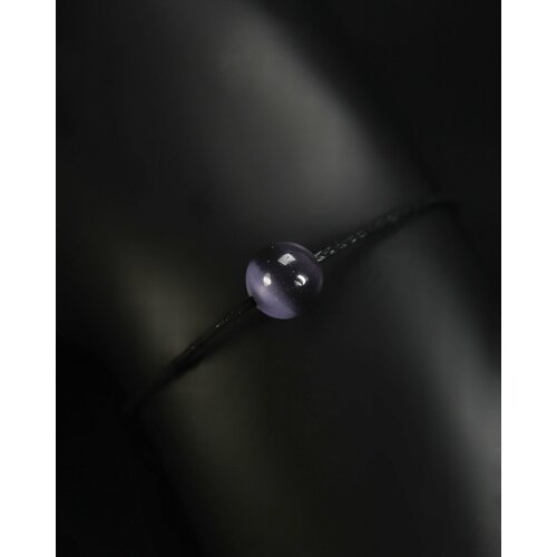 Браслет Grow Up Браслет Кошачий глаз - имитированный камень, цвет фиолетовый, 8 мм, на черном шнурке - привлекает любовь и счастье, 1 шт., фиолетовый, черный