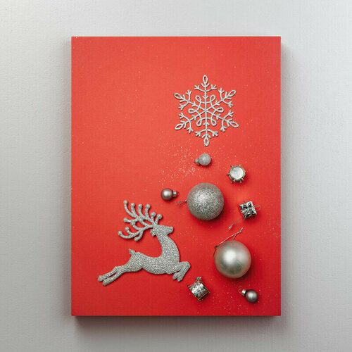 Интерьерная картина на холсте "Ёлочные шарики и олень со снежинкой" размер 22x30 см