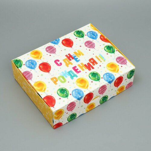 Дарите Счастье Коробка складная «С Днем Рождения», 31 х 24.5 х 9 см