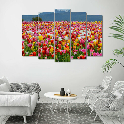 Модульная картина/Модульная картина на холсте/Модульная картина в подарок/ Поле с разноцветными тюльпанами/Field with colorful tulips 150х100