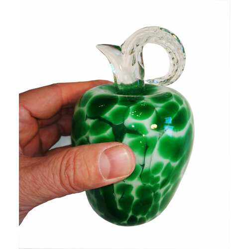 Декоративная фигурка стеклянное Яблоко зеленое h13 см, сувенир из стекла ручной работы