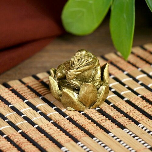 Нэцке полистоун бронза "Маленькая жаба в лотосе" 2,5х2,5х2,5 см (комплект из 48 шт)