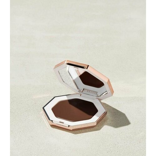 Кремовый бронзер Fenty Beauty Cheeks Out Freestyle 6,2г