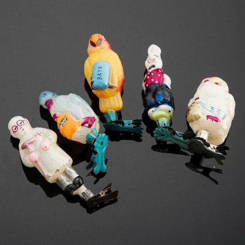 Набор из пяти ёлочных игрушек на прищепках "Доктор Айболит"