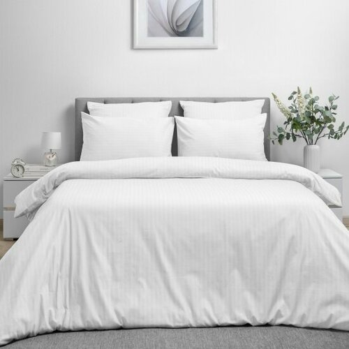 Семейный комплект постельного белья Волшебная Ночь Warm white с наволочками 50х70