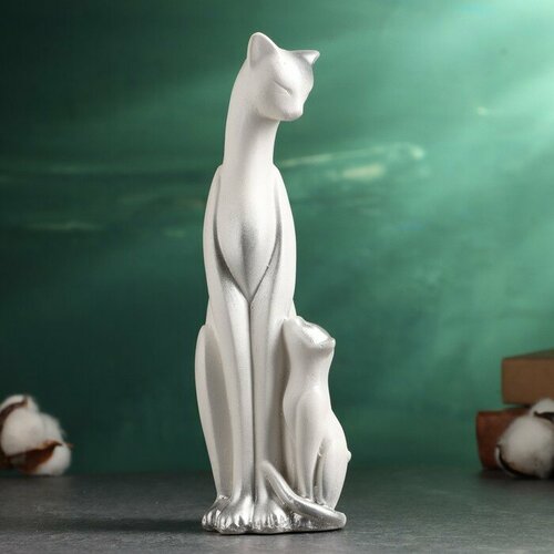 Фигура "Кошка с котенком" белая в серебре, 21х7х7см (комплект из 3 шт)