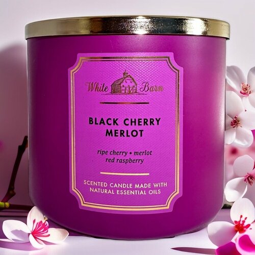 Свеча ароматическая Bath and Body Works Black Cherry Merlot 3 фитиля