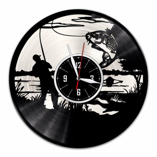 Рыбалка - настенные часы из виниловой пластинки (с серебряной подложкой)
