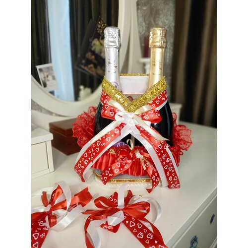 Корзинка для шампанского (Красная с сердцами)+лента+бантики на бокалы