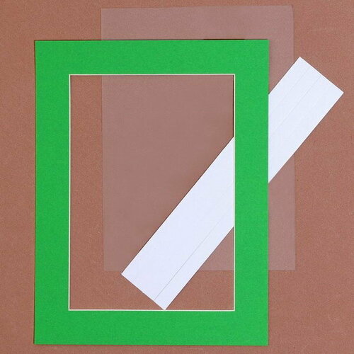 Паспарту размер рамки 21.5 x 16.5 см, прозрачный лист, клейкая лента, цвет зелёный