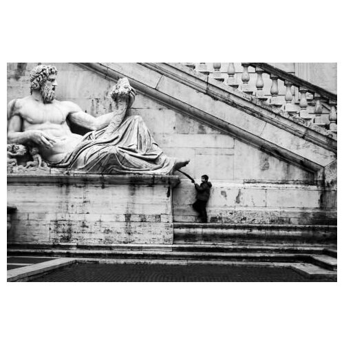 Плакат, постер на бумаге Statue near the river Tiber (Rome)/Статуя в близи реки Тибр(Рим). Размер 60 х 84 см