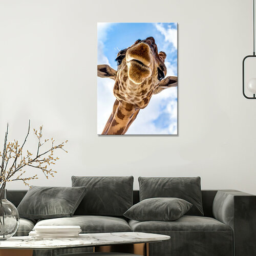 Интерьерная картина на холсте - Жирафик на фоне неба 20х30