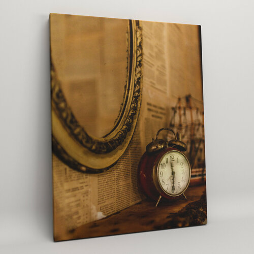 Картина на холсте (интерьерный постер) "Старинные часы будильник" в ретро стиле, с деревянным подрамником, размер 45x60 см