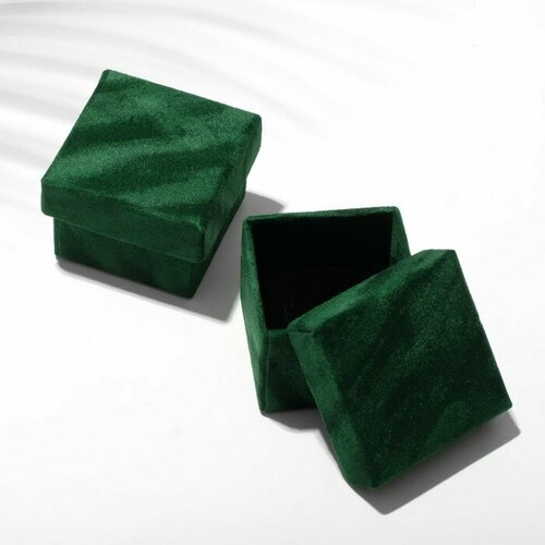 Коробочка подарочная под кольцо "Бархат", 5*5 (размер полезной части 4,2х4,2см), цвет зелёный, 6 штук
