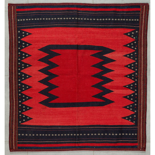 Софре винтажное - иранская скатерть. Размер 133x126 см. Коллекция этнические ковры
