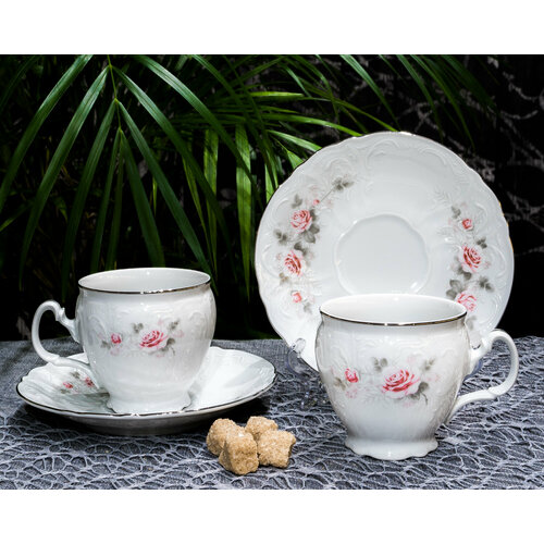 Чайный набор посуды на 2 персоны Bernadotte Бледные розы 240 мл, 4 предмета: 2 чашки и блюдца для чая и кофе, подарочный белый фарфор Бернадотт Чехия