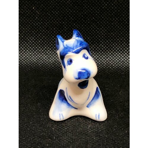Фарфоровая статуэтка фигурка собака щенок h -5 см