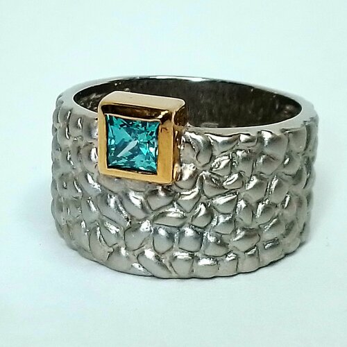 Кольцо, серебро, 925 проба, кристаллы Swarovski, размер 19.5