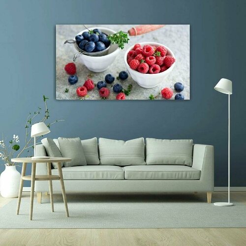 Картина на холсте 60x110 LinxOne "Голубика малина" интерьерная для дома / на стену / на кухню / с подрамником