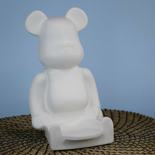 Статуэтка интерьерная медведь в стиле "bearbrick" белая