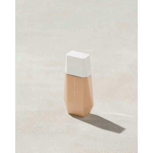 Fenty Beauty by Rihanna Тональный крем Eaze Drop Blurring Skin Tint, 32 мл. тон 8