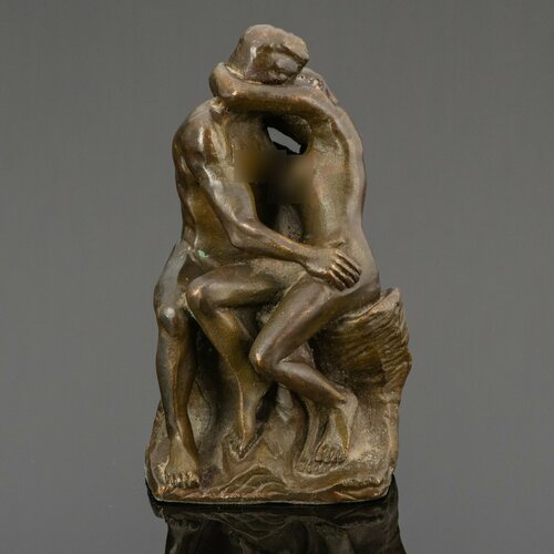 Статуэтка "Поцелуй", репродукция работы Огюста Родена, бронза
