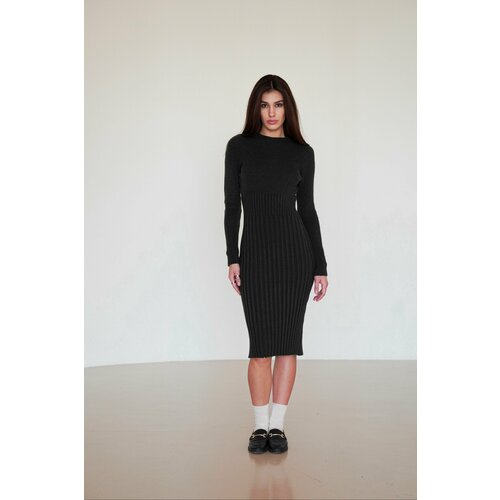 Платье Design Yusupova, размер 42-46, черный