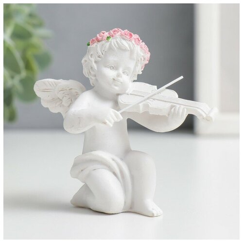 Сувенир полистоун "Белоснежный ангел со скрипкой" 7х5,5х8 см