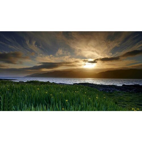 Картина на холсте 60x110 LinxOne "Закат Желтые Цветы Море" интерьерная для дома / на стену / на кухню / с подрамником