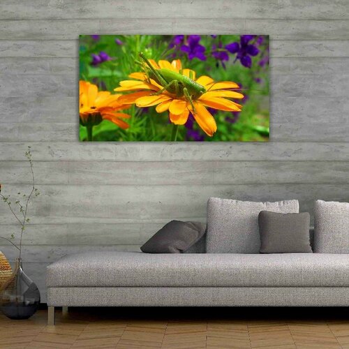 Картина на холсте 60x110 LinxOne "Кузнечик, макро, цветок, насекомые" интерьерная для дома / на стену / на кухню / с подрамником