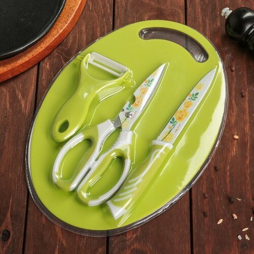 Набор кухонных принадлежностей, 4 предмета: нож, ножницы с антиналипающим покрытием, овощечистка, доска, цвет зелёный