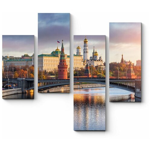 Модульная картина Лучи утреннего солнца над Кремлем, Москва 134x126
